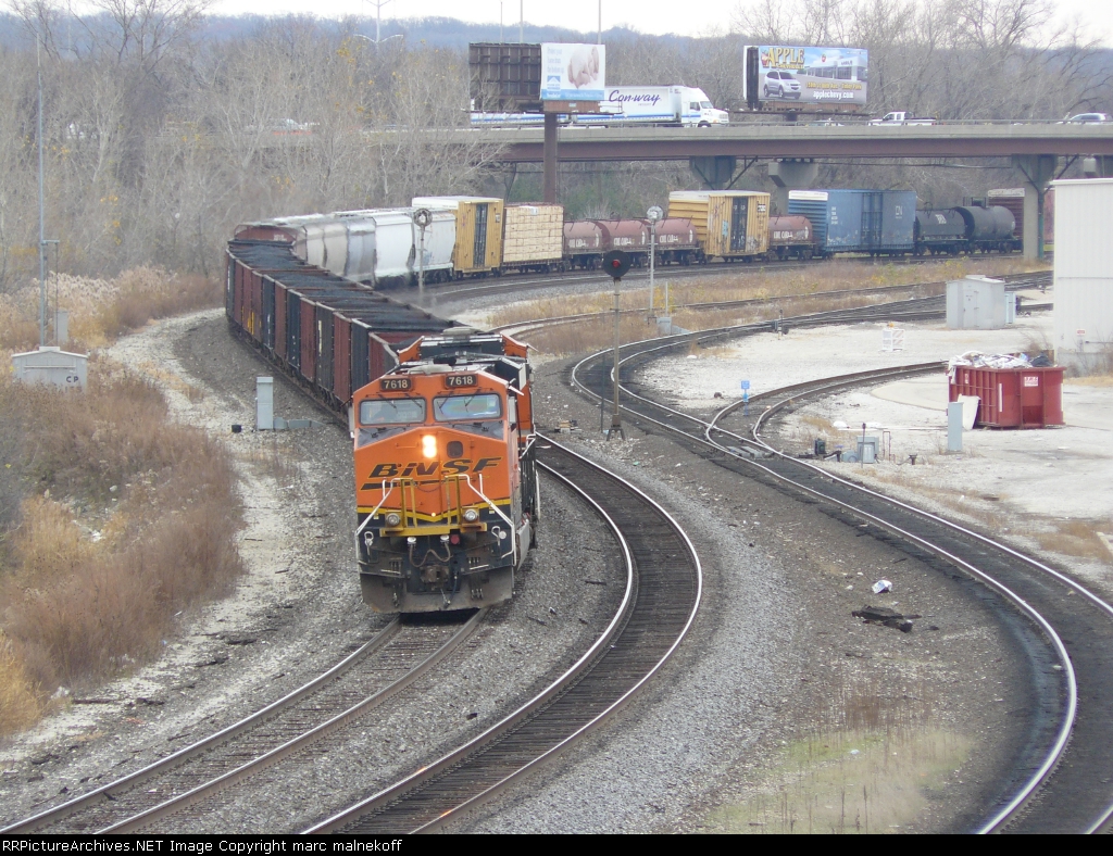 BNSF 7618
